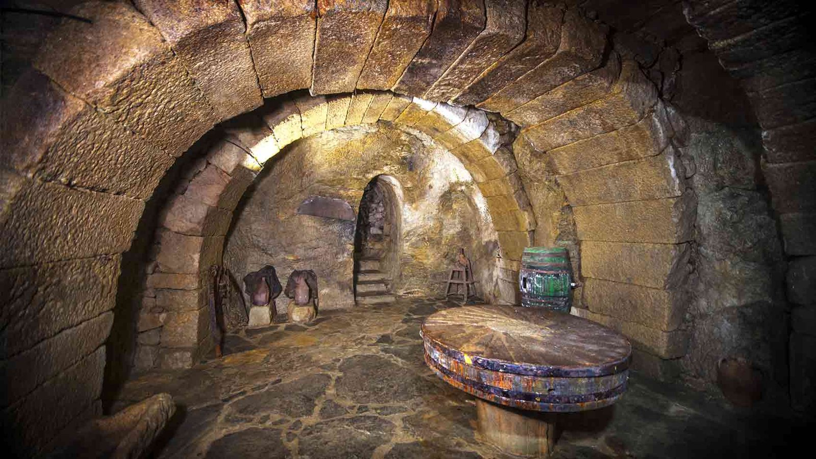 El pueblo de las 1.000 bodegas – Fermoselle El pueblo de las 1.000 bodegas – Fermoselle
